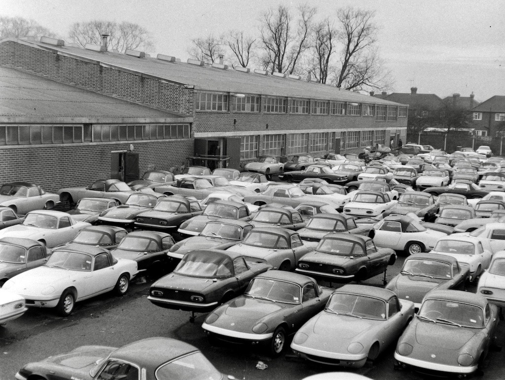 Visual Sunday: Lotus on a High | ViaRETRO