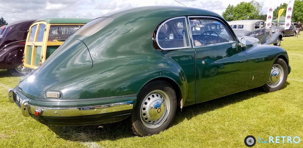 Classic Variety at the Luton Festival of Transport | ViaRETRO