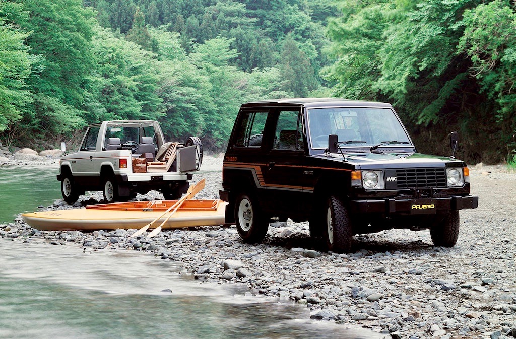 Pajero Finds the End of the Track | ViaRETRO