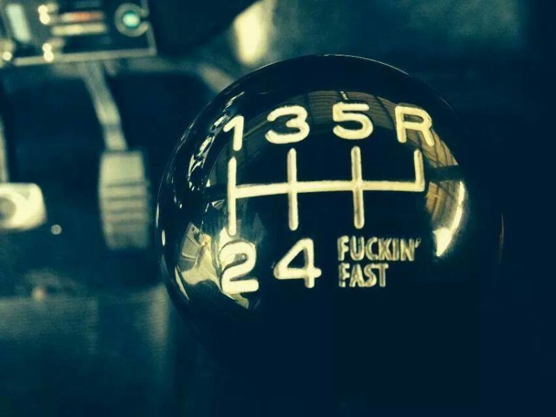 The Right Gearshift | ViaRETRO