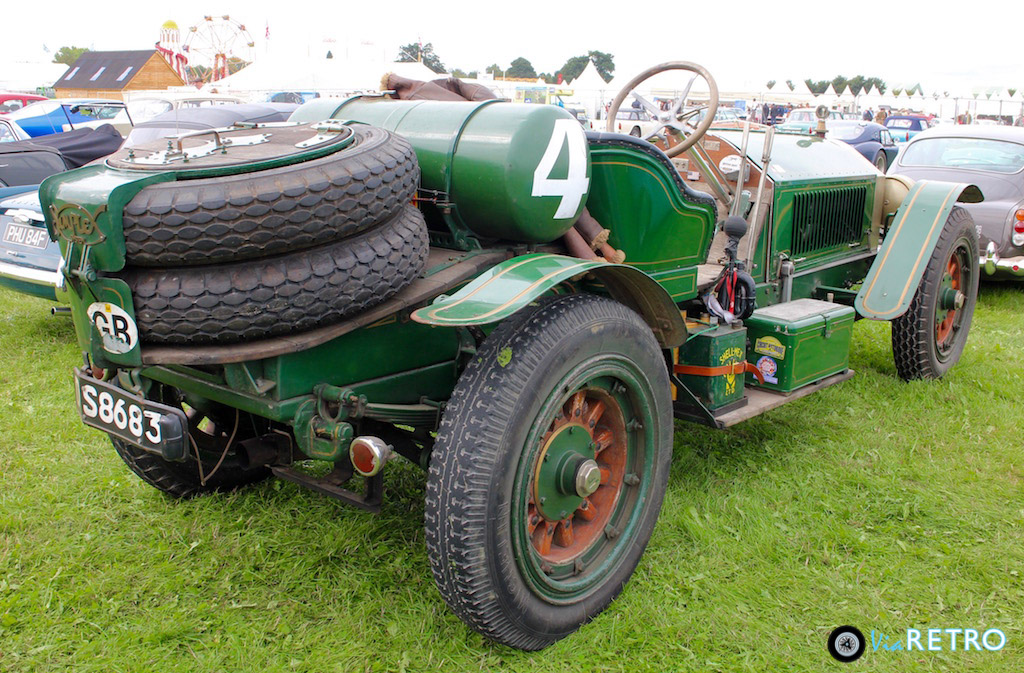 It’s All About How You Arrive: The Revival Car Show | ViaRETRO