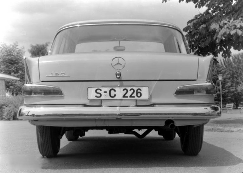 mercedes-w110-1961 | ViaRETRO