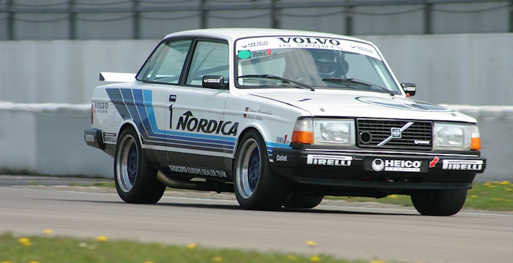 European-Touring-Car-Championship-Volvo-240-Turbo-02 | ViaRETRO