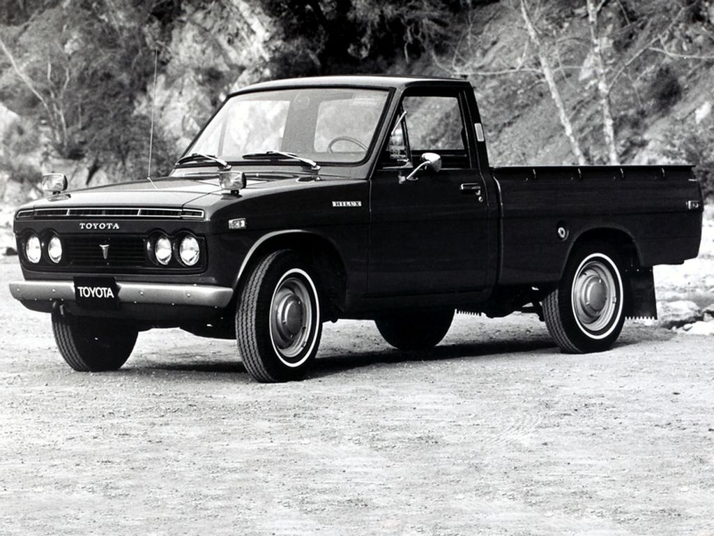 Toyota Hilux 1 | ViaRETRO