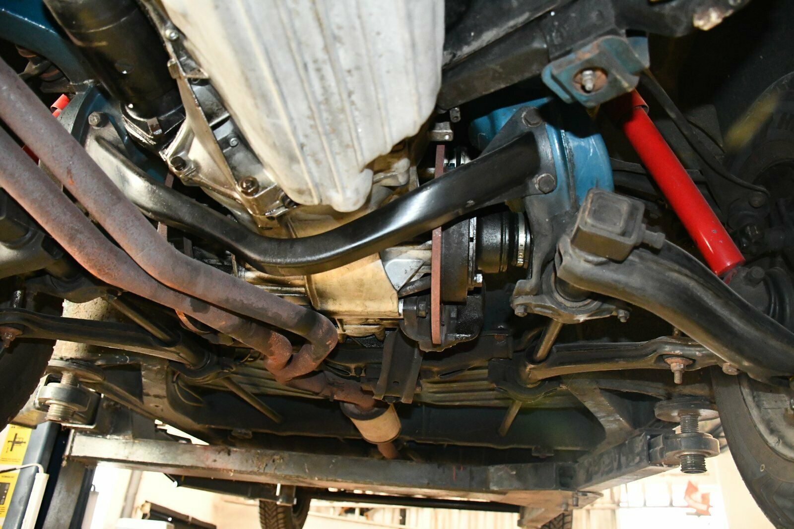 f9f234db-9ca1-43e4-917d-b8b0ab269a0b | ViaRETRO